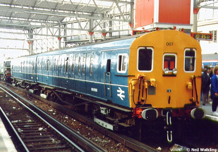 EZ5 ADB 975592 - Network Rail De-icing & Sandite Unit 930007 « Test ...