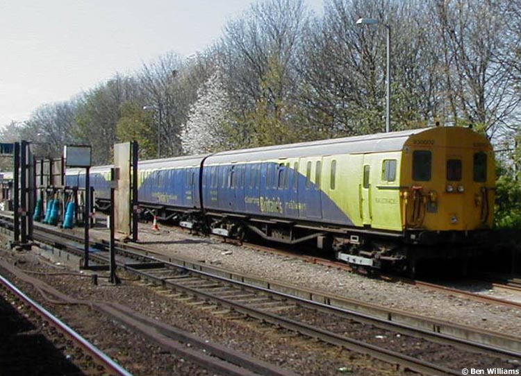 EZ5 975896 - Network Rail De-icing & Sandite Unit 930002 (formerly ...