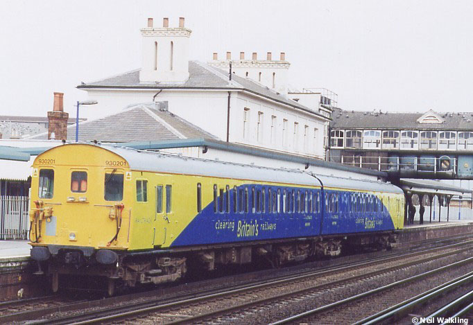 EZ5 977566 - Network Rail De-icing & Sandite Unit 930201 (formerly ...