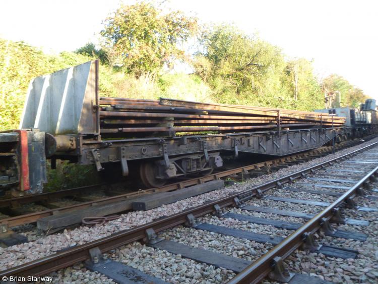 YAO 024341 - LNER sleeper carrying flat « Test Trains, Departmental ...
