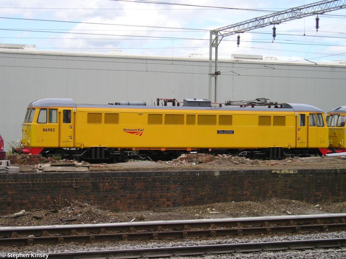 86902 - Mobile Load Bank "RAIL VEHICLE ENGINEERING" « Test Trains ...