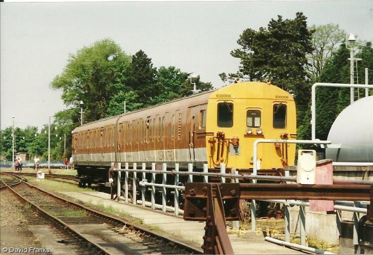 EZ5 975590 - Network Rail De-icing & Sandite Unit 930006 « Test Trains ...