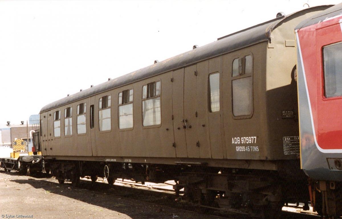 QSA ADB 975977 - EMU Barrier coach « Test Trains, Departmental railway ...