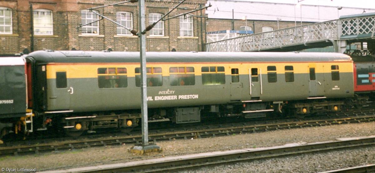 DB977787 « Test Trains, Departmental railway stock & Internal Users ...
